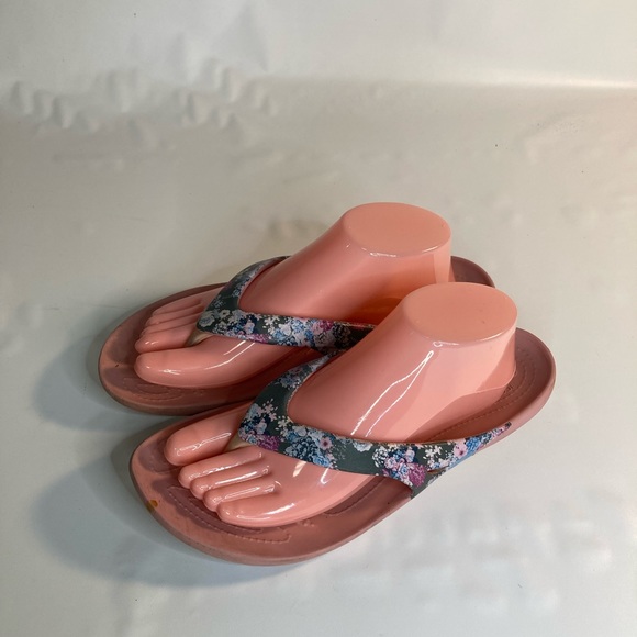 CROCS | Shoes | Crocs Iconic Comfort Pink Floral Womens Flip Flops ...